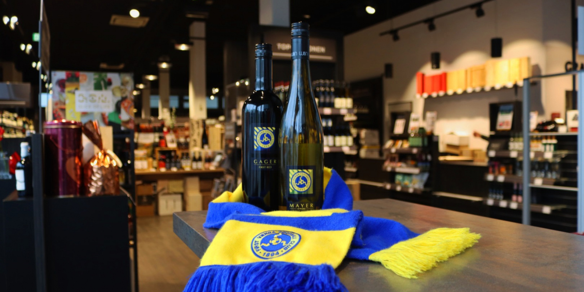 Vienna-Fantreff bei WEIN & CO Muthgasse | First Vienna FC 1894